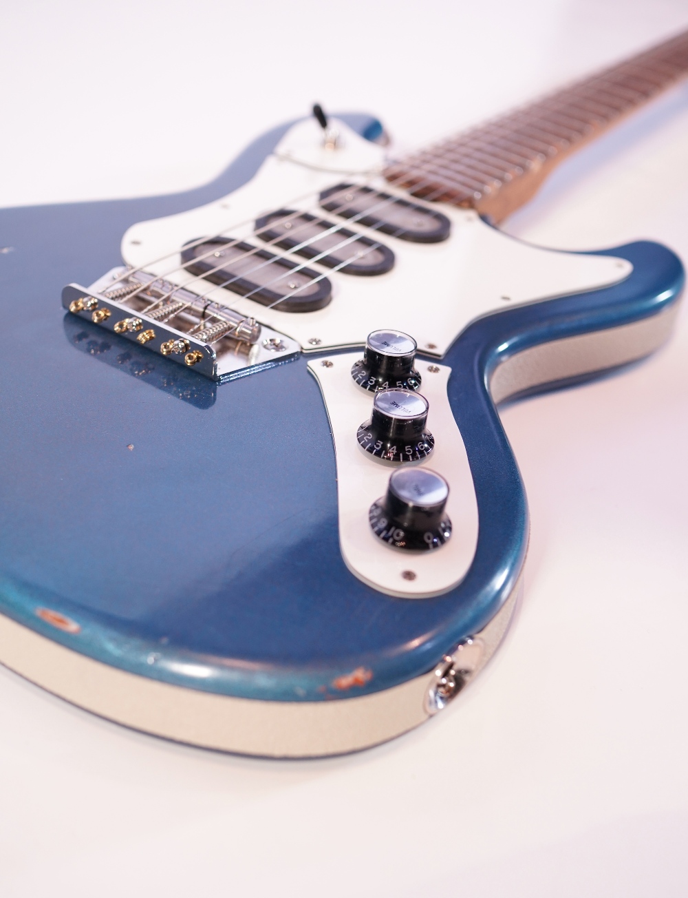 Nezer Walsh Guitars Nezer Walsh Guitars